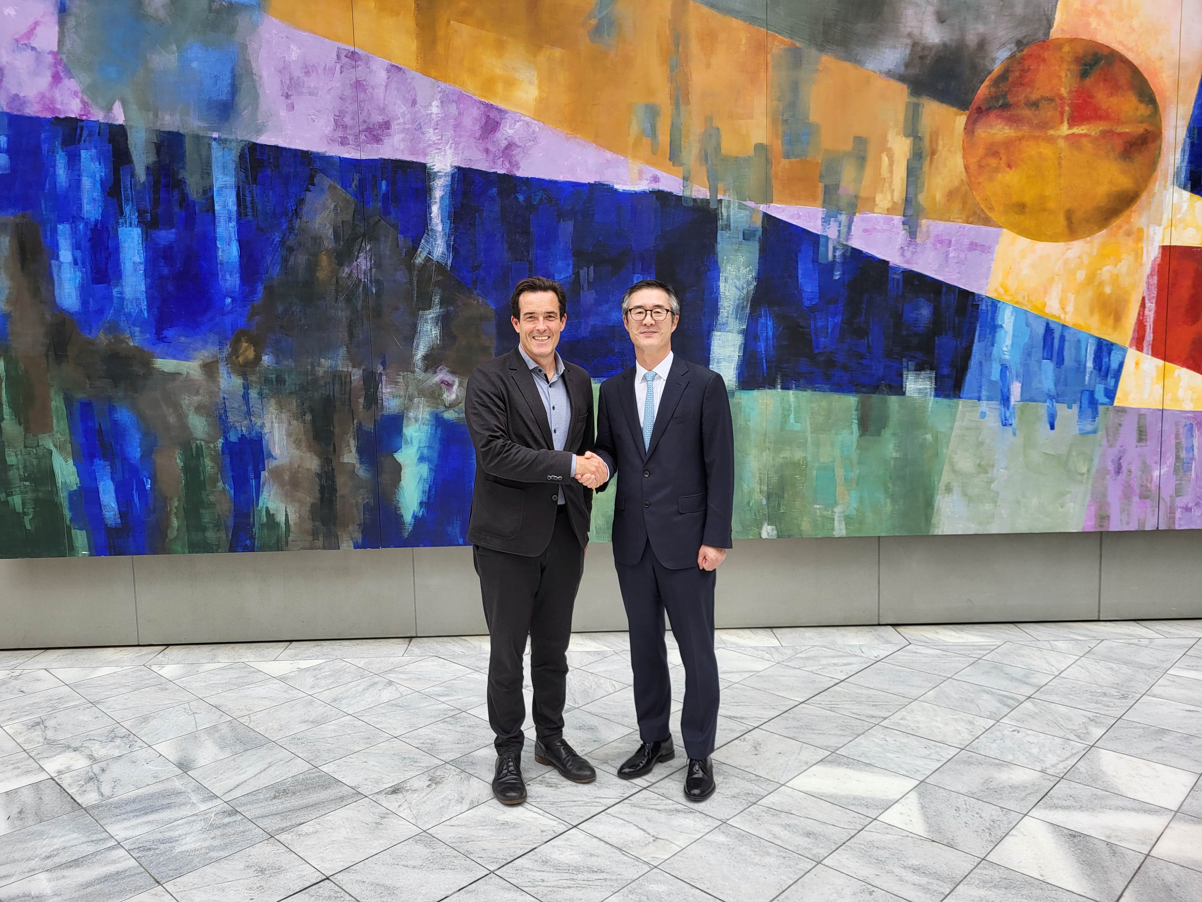 Gespräch mit Herrn Herrn Dr. Volker Treier, Außenwirtschaftschef und ...